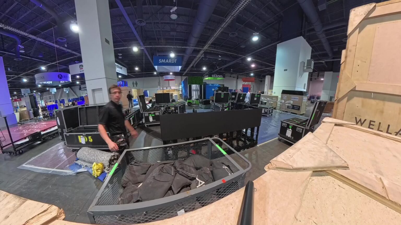 The Journey of a Video Tower: From Concept to Convention - Las Vegas AV ...